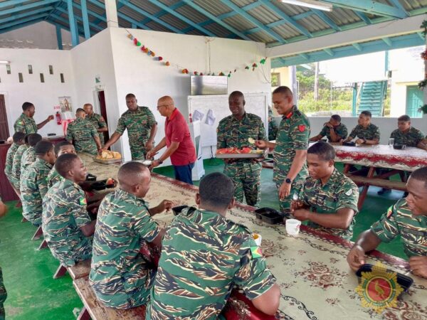 CHIEF OF DEFENCE STAFF STRENGTHENS BONDS WITH TROOPS OVER CHRISTMAS ...